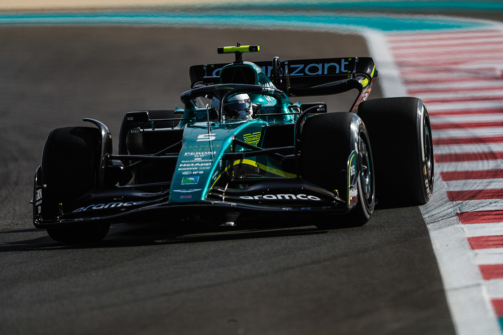 S. Perezas: „Aston Martin“ kitais metais bus labai stipri - 🏎️ F-1.LT ...